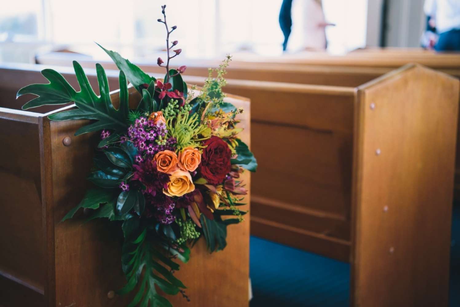 ceremonywithflowertowersLastingJoysPhotography - Flower Nation