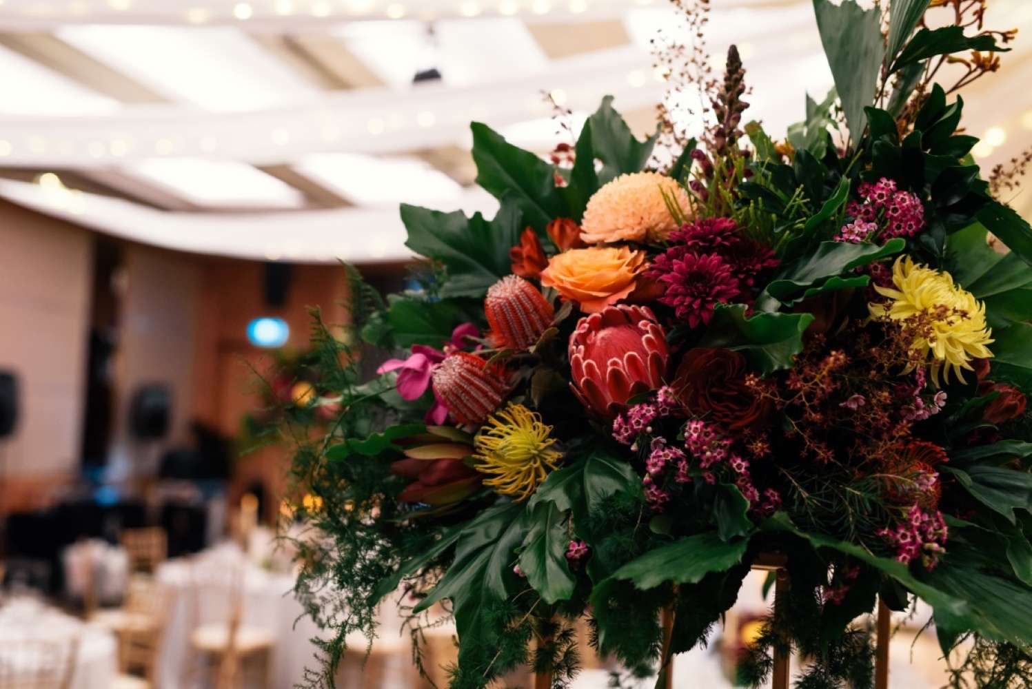 BridaltablebrightmixLastingJoysPhotographyPanPacific - Flower Nation